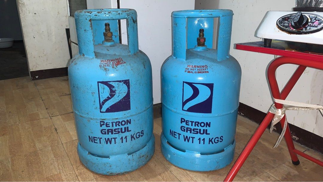 Petron Gasul 11KG LPG Gas Tanks w/ TARE WEIGHT OF 14.4 & 13‼️, TV & Home Appliances, Kitchen ...