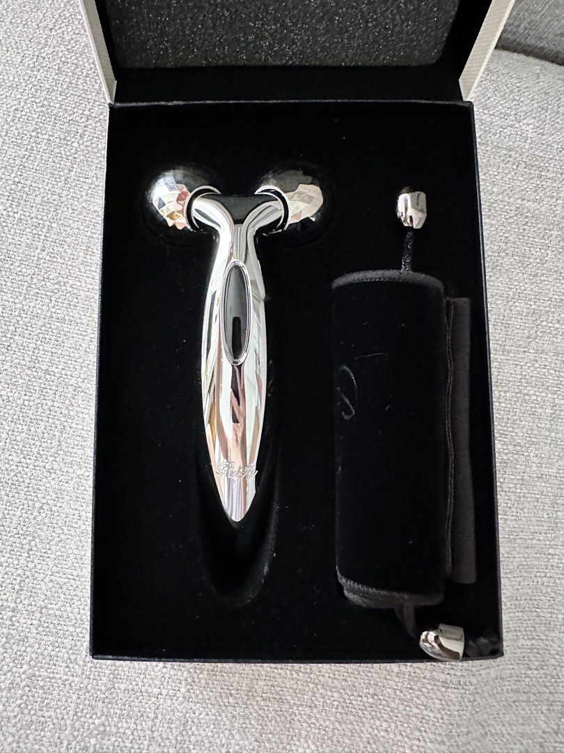 Refa Carat face massager, Beauty & Personal Care, Face, Face Care on Carousell