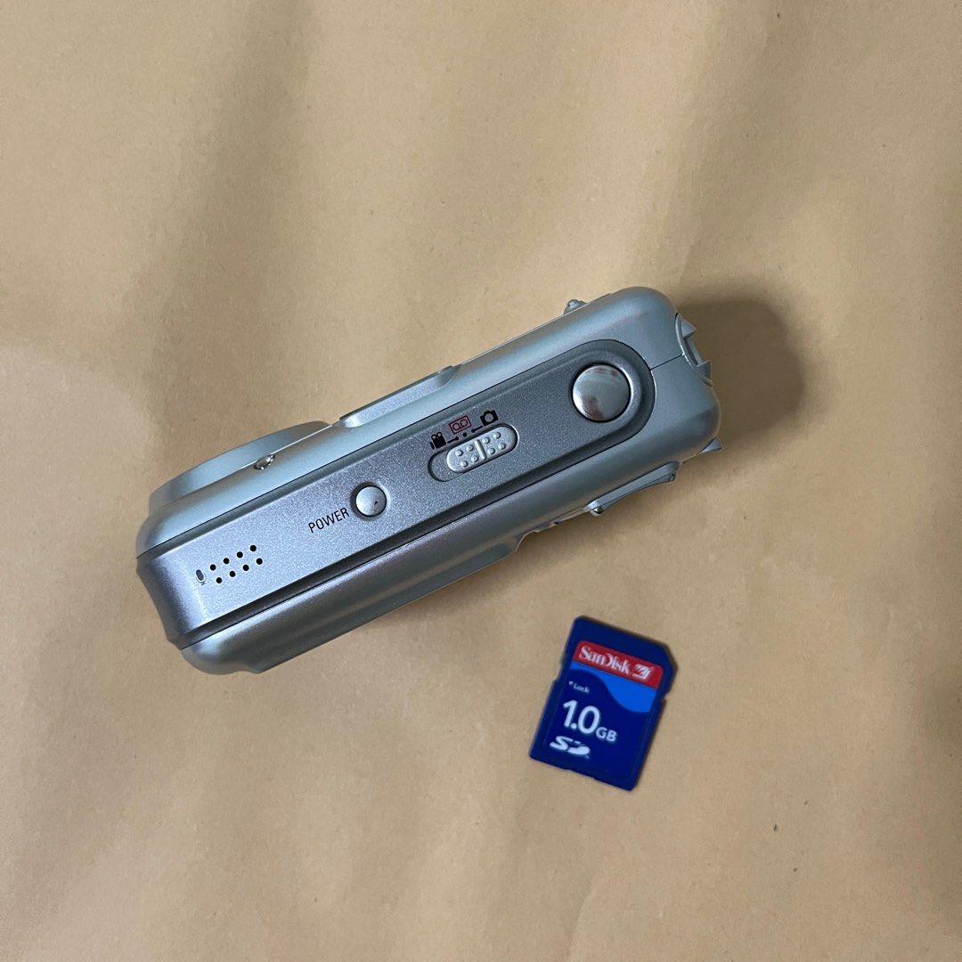 Samsung Digimax A400, Photography, Cameras on Carousell