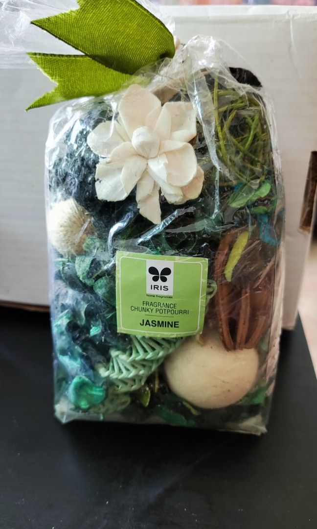 Scented Potpourri - Botanical Blend Fragrance for your Bathroom, Living ...
