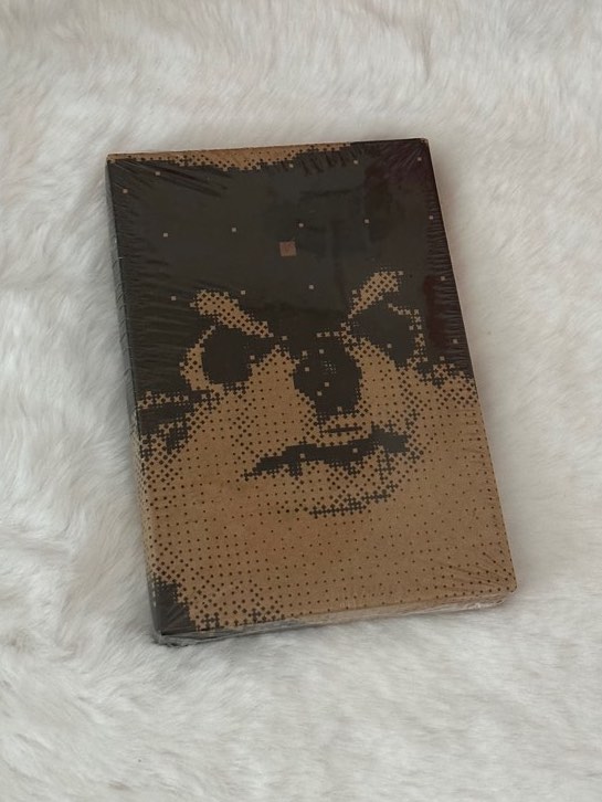 [SEALED] V Layover Album (Weverse ver/with Yeongtan), Hobbies & Toys, Memorabilia & Collectibles ...