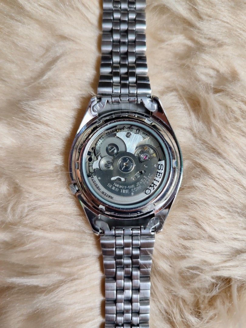 Seiko 5 SNKL23K1 (Automatic Watch), Luxury, Watches on Carousell