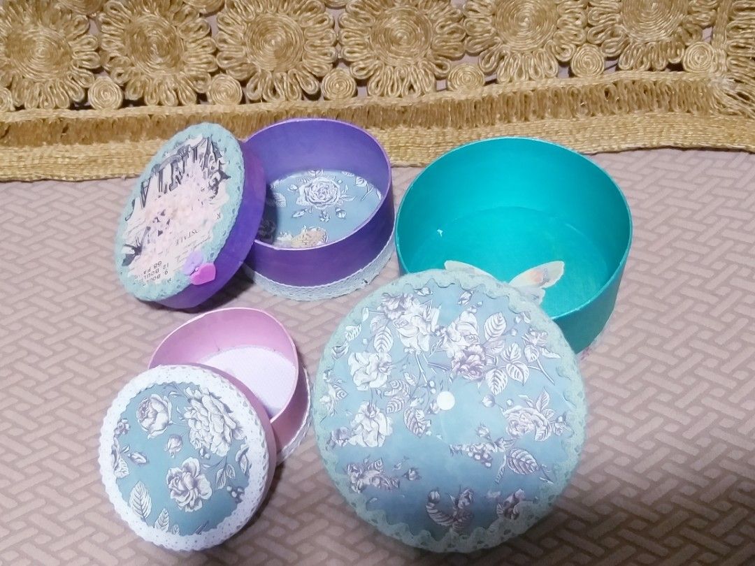 Shabby chic 3pcs Round Carton boxes, Men's Fashion, Watches ...