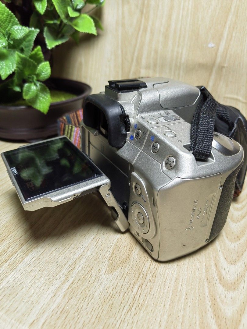 Sony Alpha A300, Photography, Cameras on Carousell