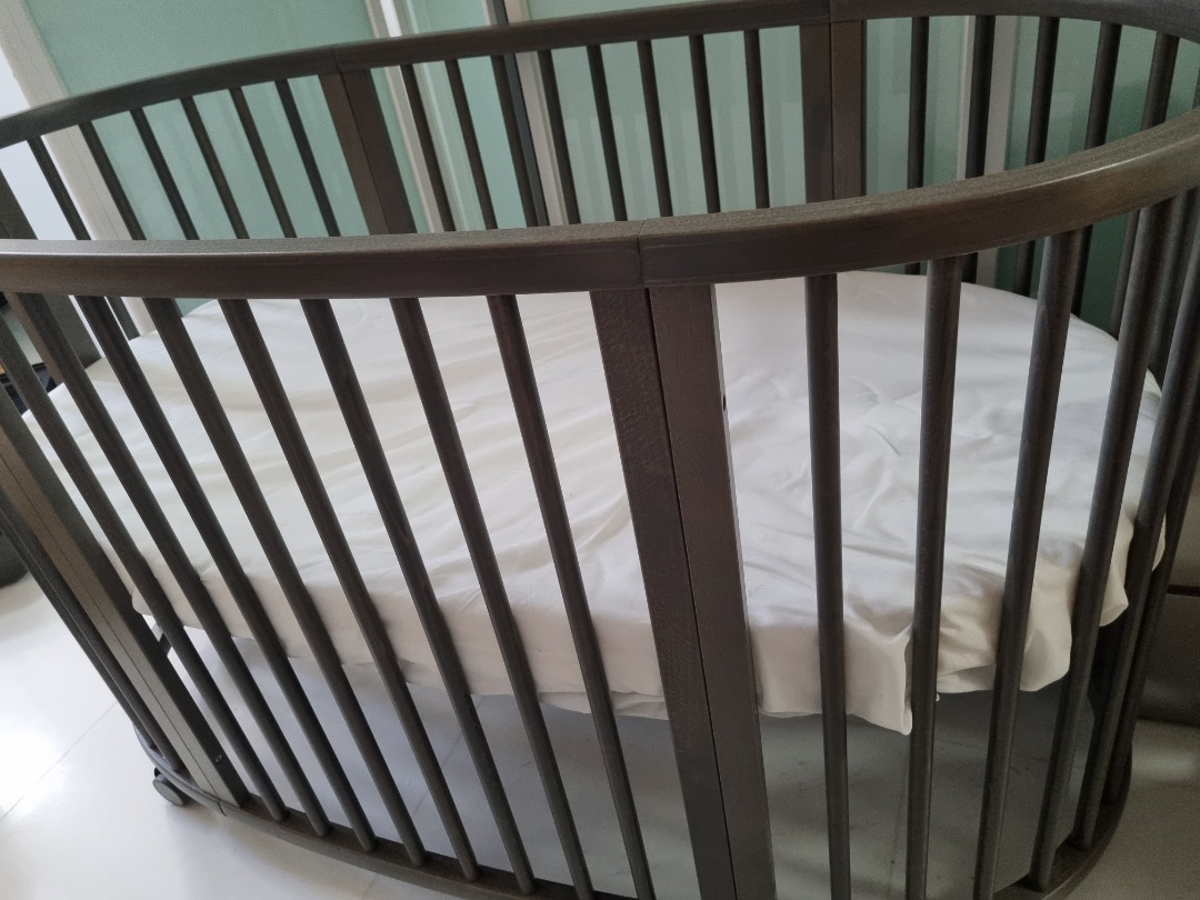 Stokke Sleepi Bed, Babies & Kids, Baby Nursery & Kids Furniture, Cots ...