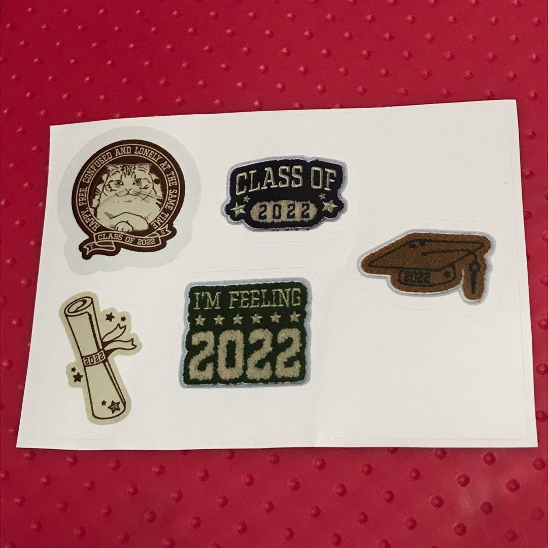 Taylor Swift I’m feeling 22 class 2022 stickers, 興趣及遊戲, 收藏品及紀念品, 明星周邊 ...