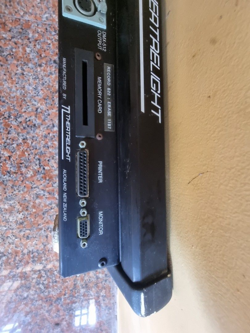 TL SCENE MASTER 3F Stage lighting production equipment, Computers ...