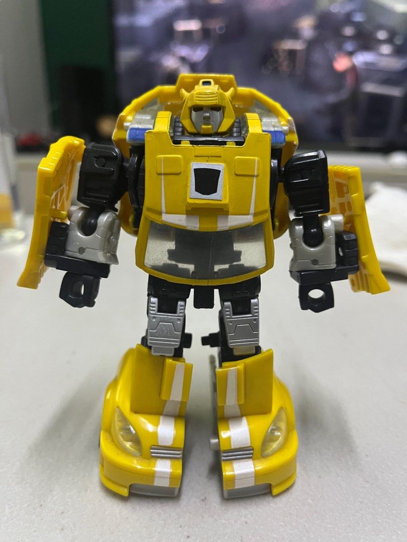 Transformers Classics Bumblebee Figure, Hobbies & Toys, Toys & Games on ...