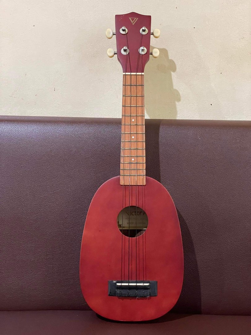 UKULELE, Hobbies & Toys, Music & Media, Musical Instruments on Carousell