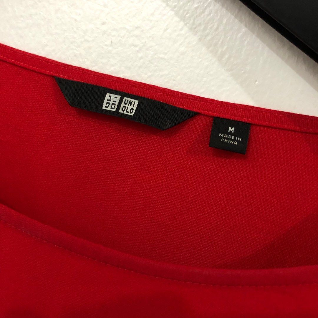 Uniqlo Red Rayon Blend Flare Sleeve Soft Tops, Women's Fashion, Tops ...
