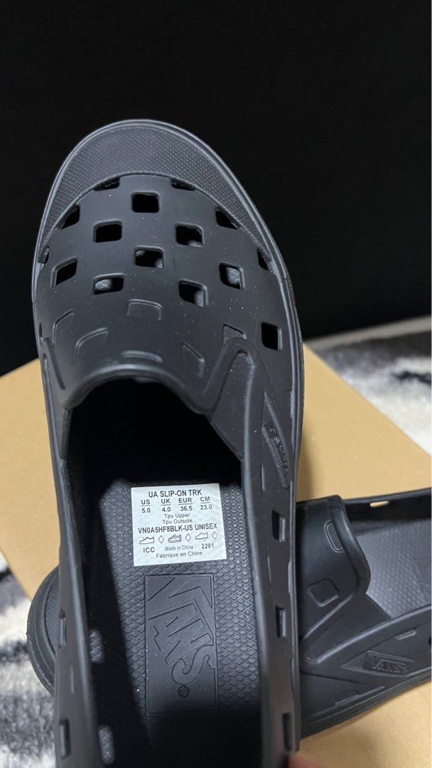 Vans Trek Classic, Women's Fashion, Footwear, Sneakers on Carousell