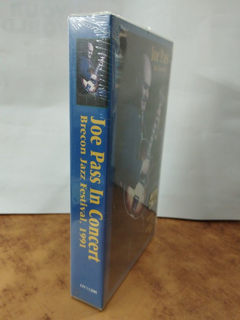 (VHS) Joe Pass In Concert, Hobbies & Toys, Music & Media, CDs & DVDs on ...