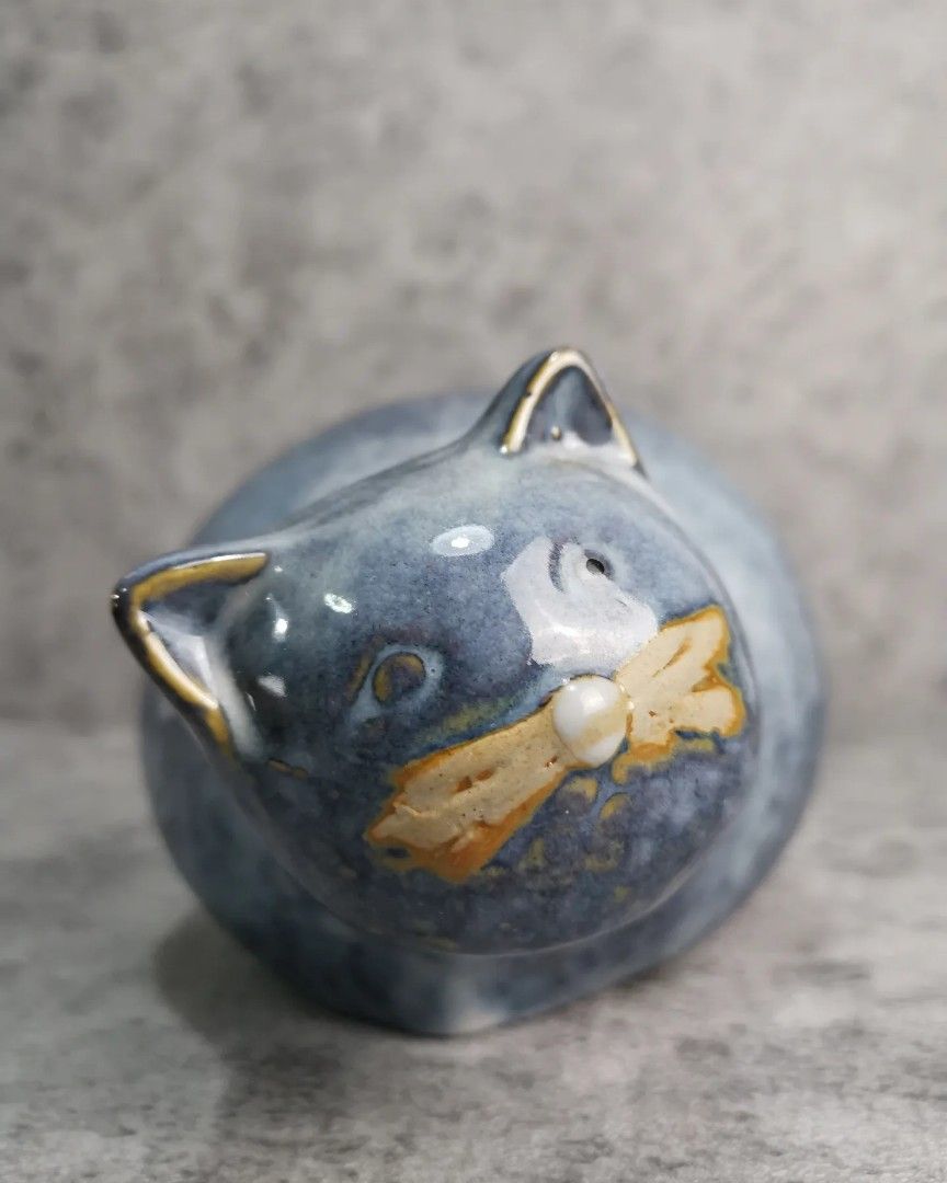 Vintage Blue Stout Cat Pottery, Furniture & Home Living, Home Decor ...