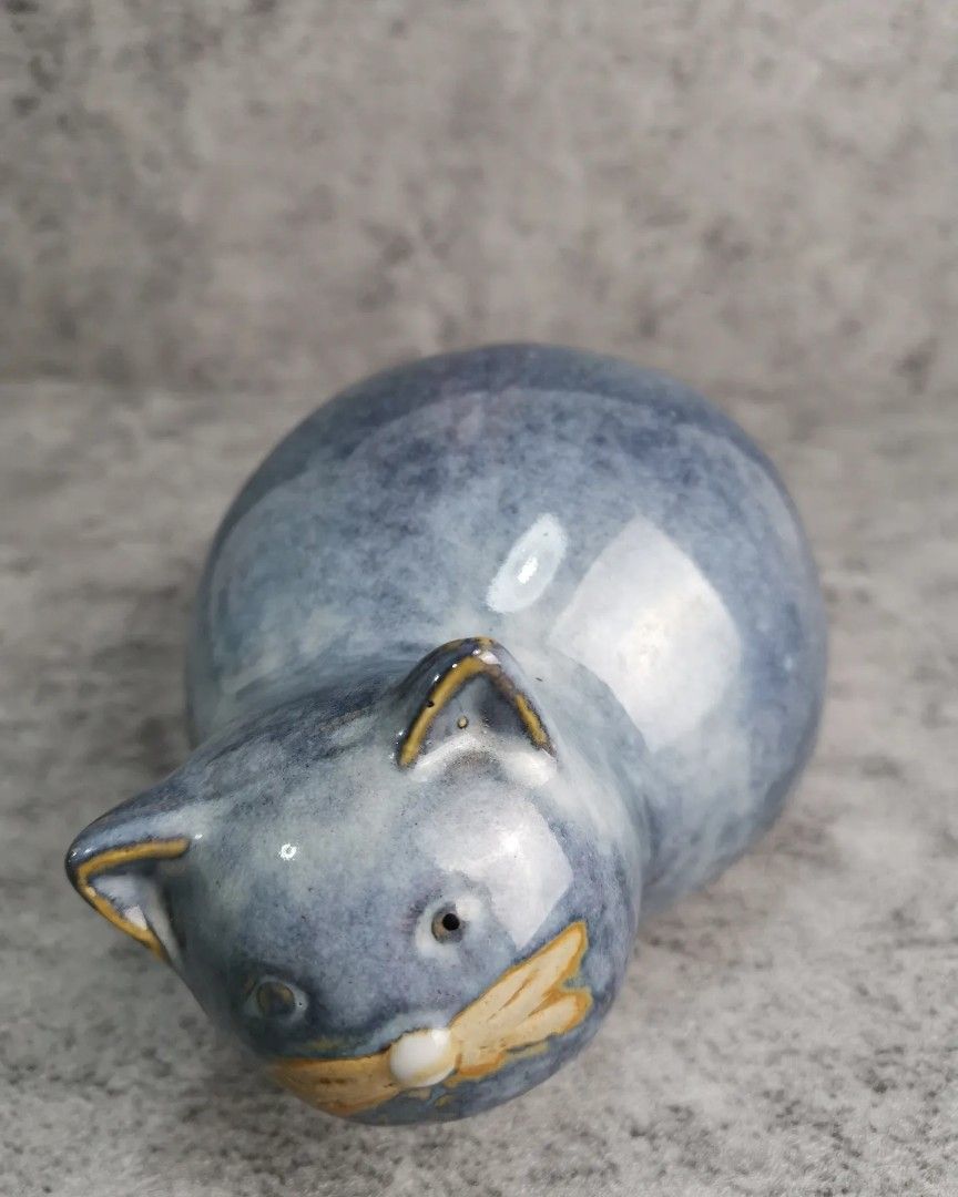 Vintage Blue Stout Cat Pottery, Furniture & Home Living, Home Decor ...