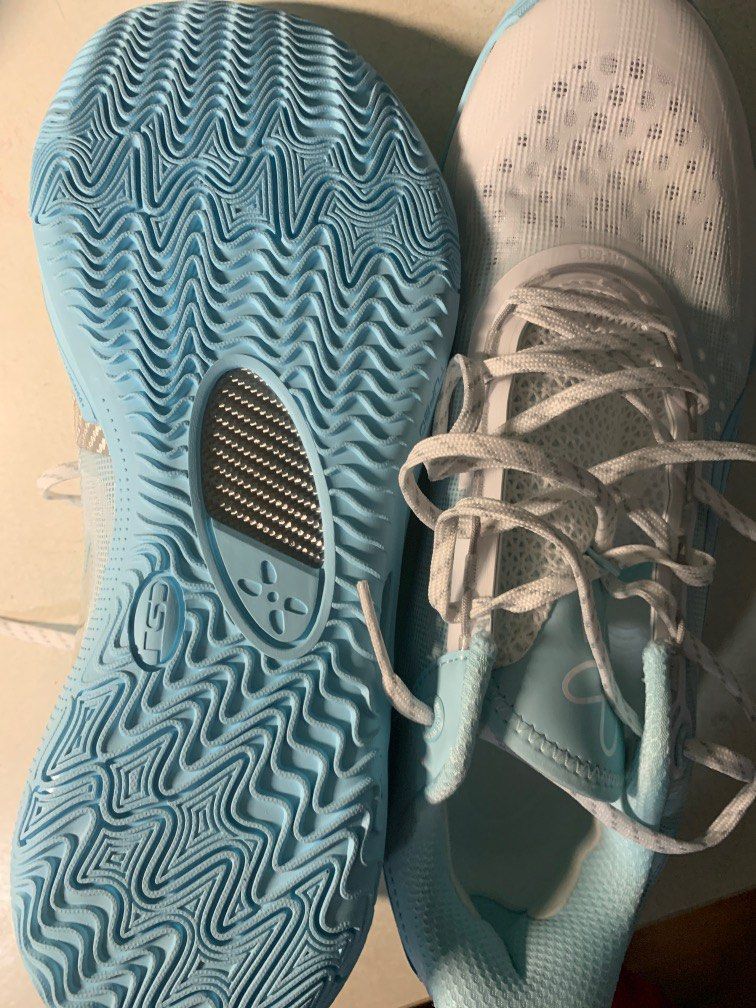 WAY OF WADE 3 ultra oxygen, Men's Fashion, Footwear, Sneakers on Carousell
