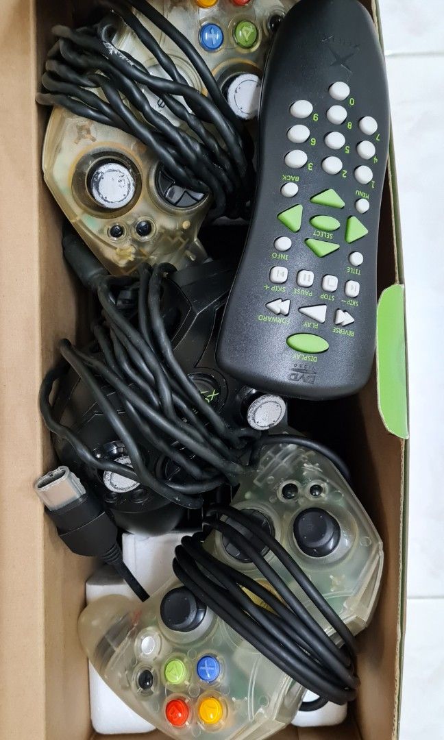 Xbox 1st gen, Video Gaming, Video Game Consoles, Xbox on Carousell