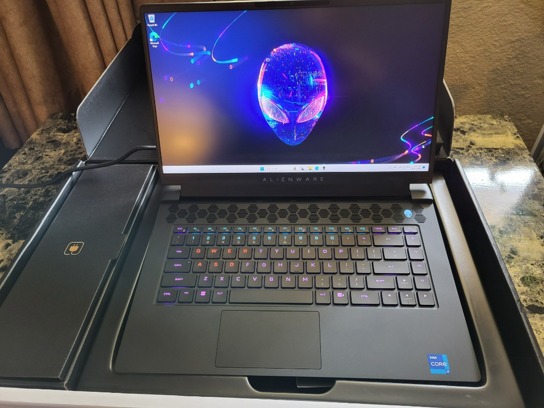3080ti (16gb vram) Alienware M15 R7 12700H QHD Gaming Laptop 240hz ...