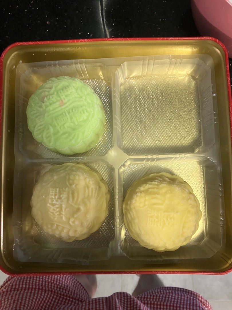 3 Piece Bengawan Solo Mooncake Food And Drinks Other Food And Drinks On Carousell