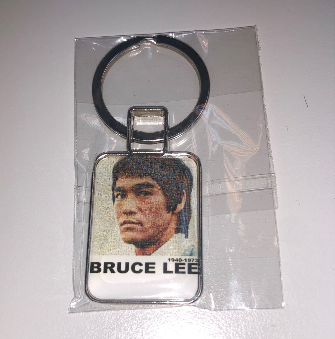李小龍 Bruce Lee Keychain 鎖匙扣 1 個, 興趣及遊戲, 收藏品及紀念品, 明星周邊 - Carousell