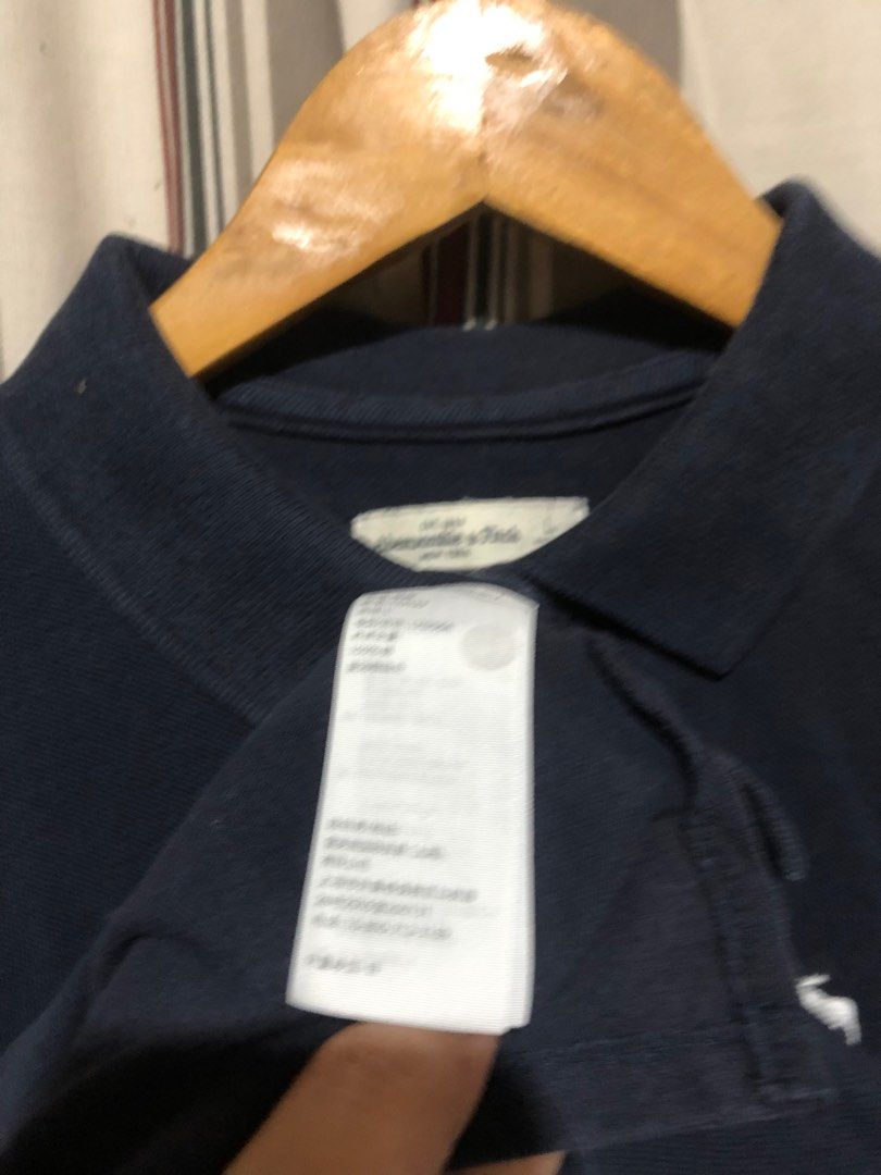 Abercrombie & Fitch Navy Logo Polo Shirt, Women's Fashion, Tops, Shirts on Carousell