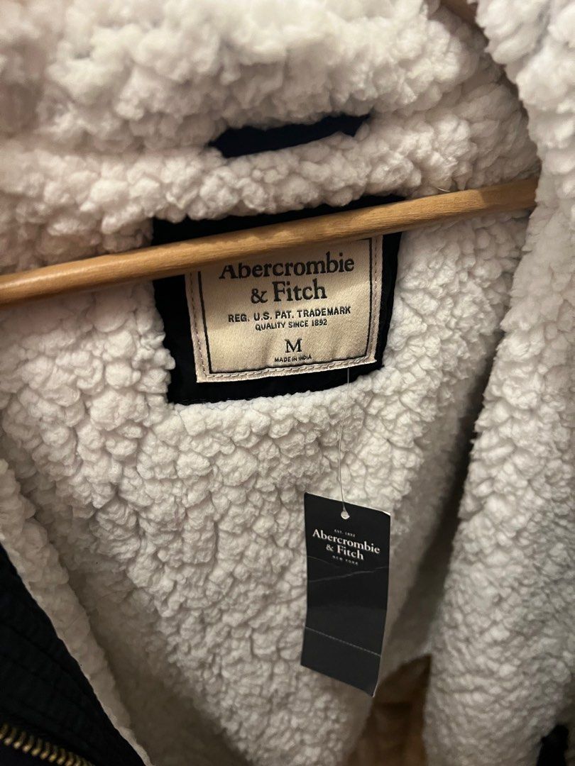 Abercrombie and Fitch Jacket, Women's Fashion, Coats, Jackets and Outerwear on Carousell
