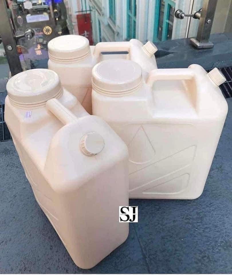 Beige Aesthetic Water Gallon, Furniture & Home Living, Kitchenware ...