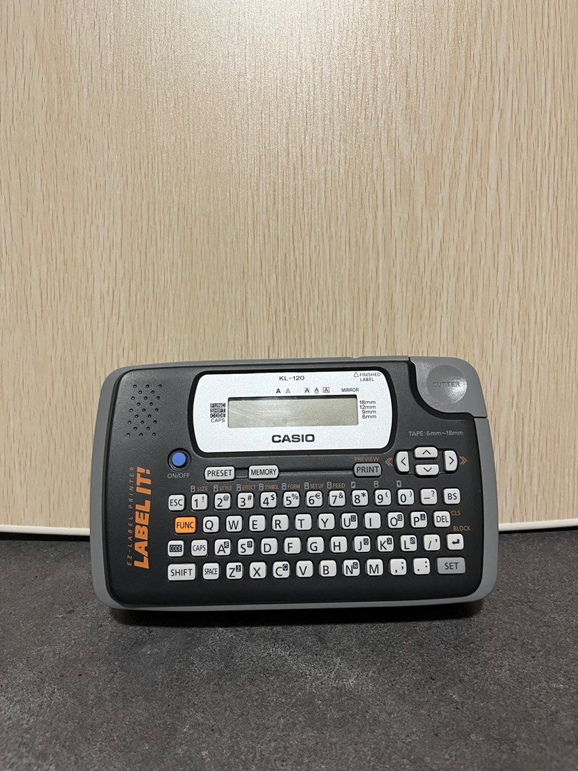 Casio Labeller KL-120, Hobbies & Toys, Stationery & Craft, Stationery ...