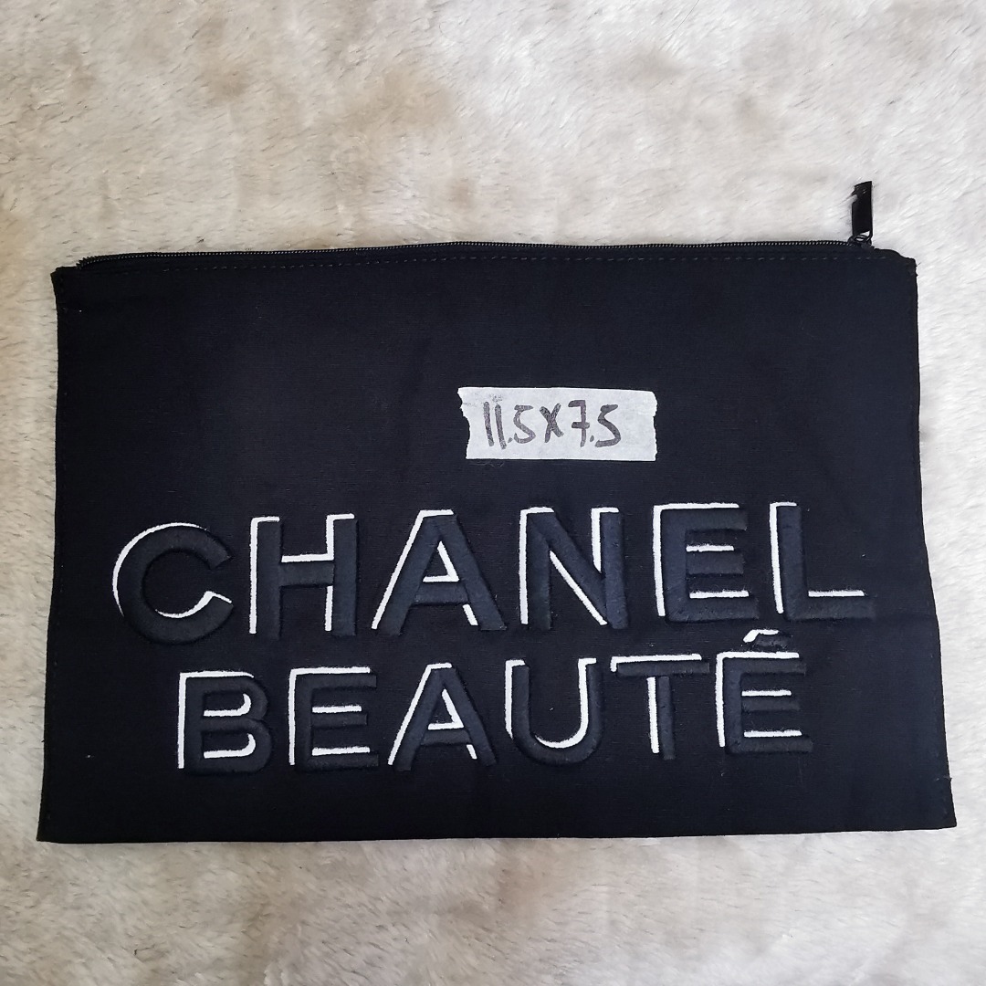 Chanel Pouch, Women's Fashion, Bags & Wallets, Purses & Pouches on ...