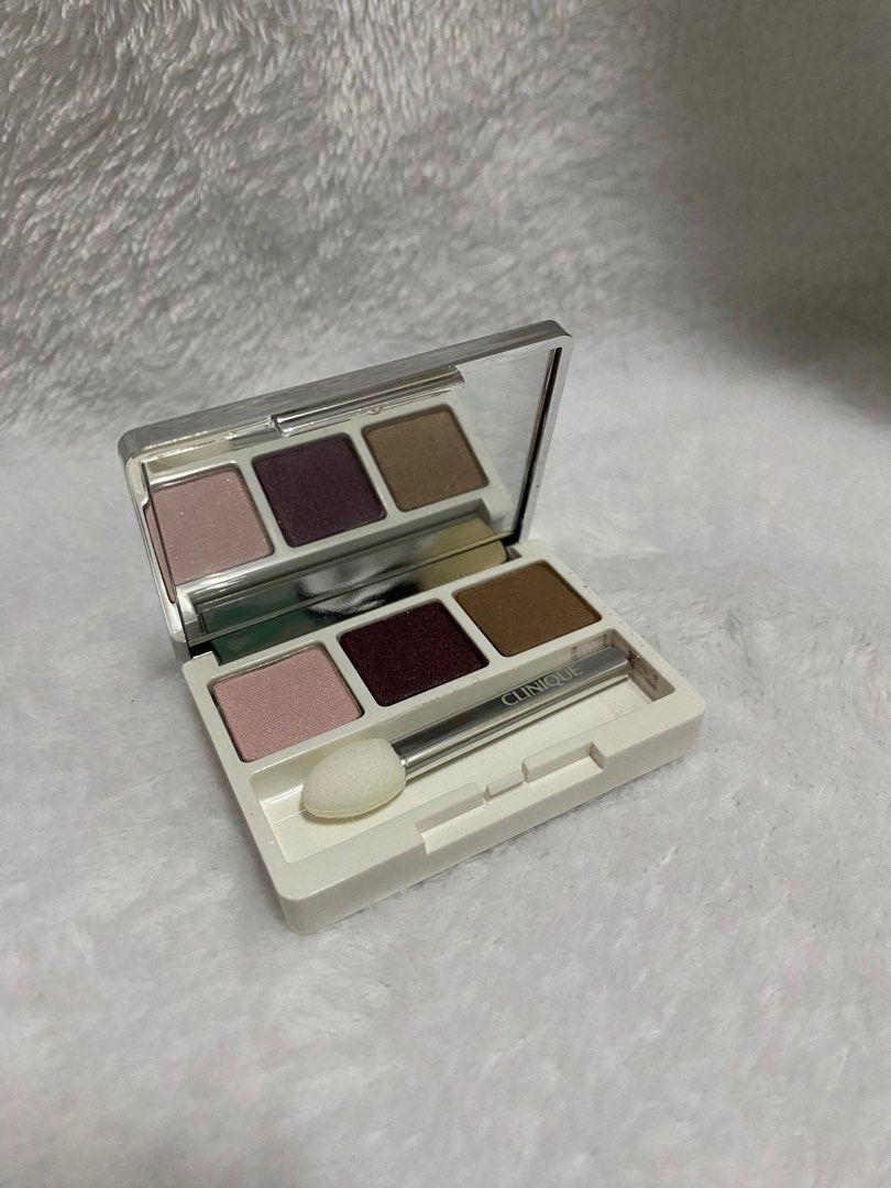 Clinique mini palette, Beauty & Personal Care, Face, Makeup on Carousell