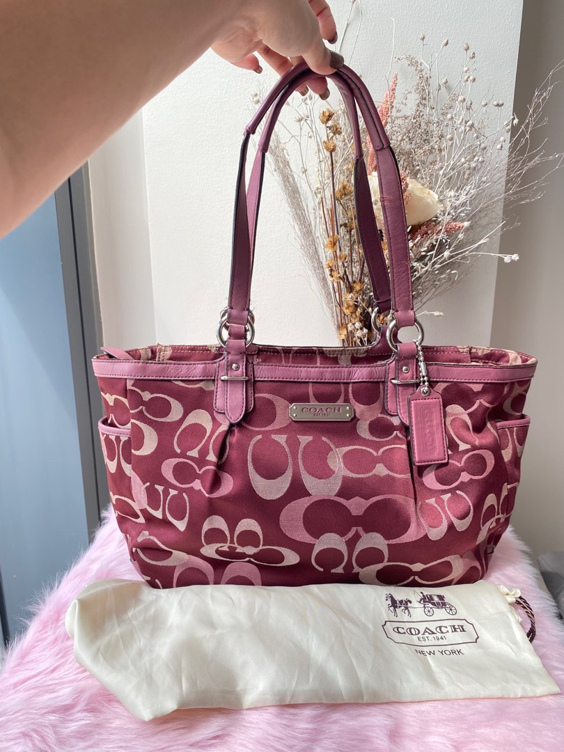 Coach Original, Luxury, Bags & Wallets on Carousell