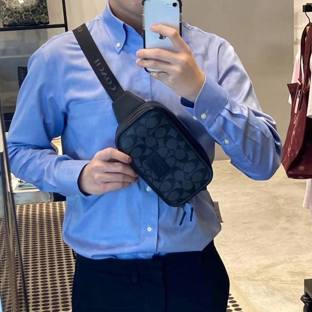 Coach Wyatt Belt Bag In Signature Canvas (Men Crossbody Sling Waist Bag ...