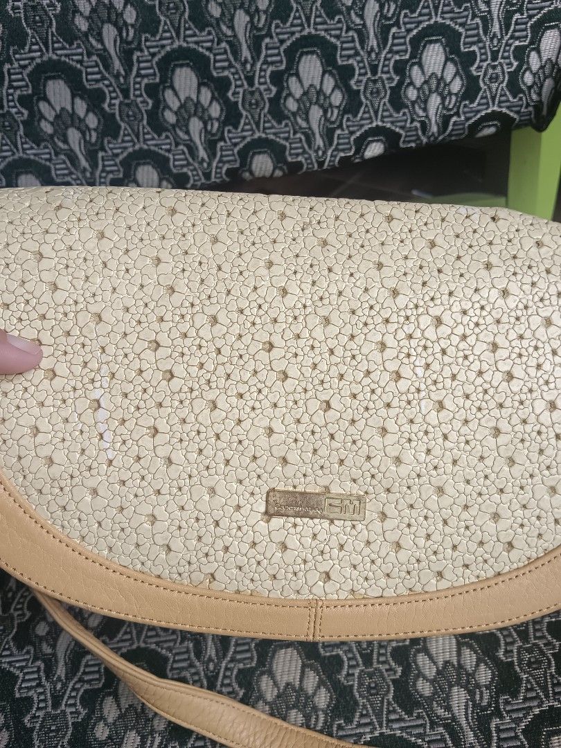 Countess Mara slingbag, Women's Fashion, Bags & Wallets, Cross-body ...