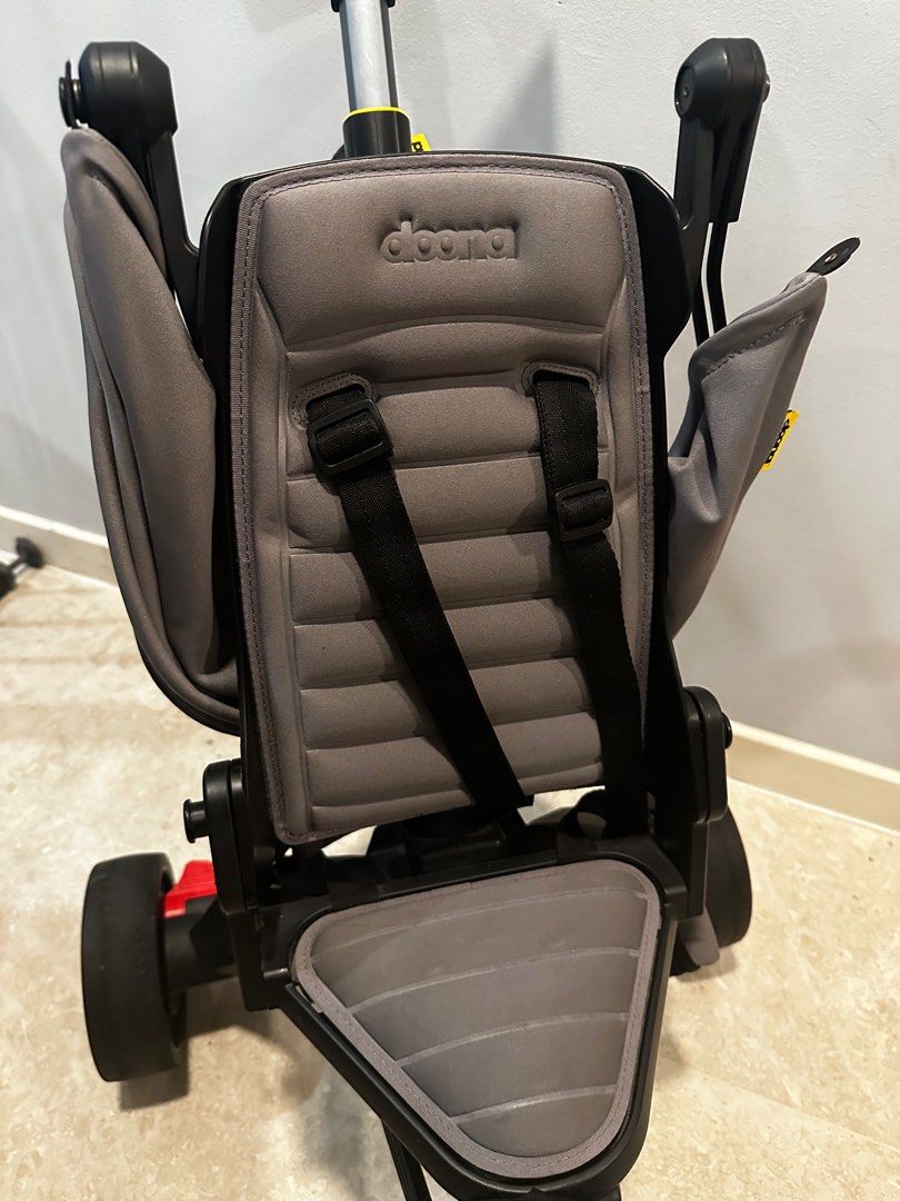 Doona Liki Trike s1 greyhound grey, Babies & Kids, Going Out, Other Babies Going Out Needs on ...