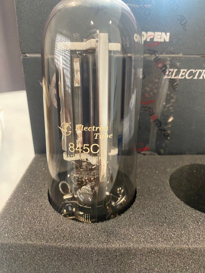 Electron Tube 845C Vacuum Tube, Audio, Other Audio Equipment on Carousell