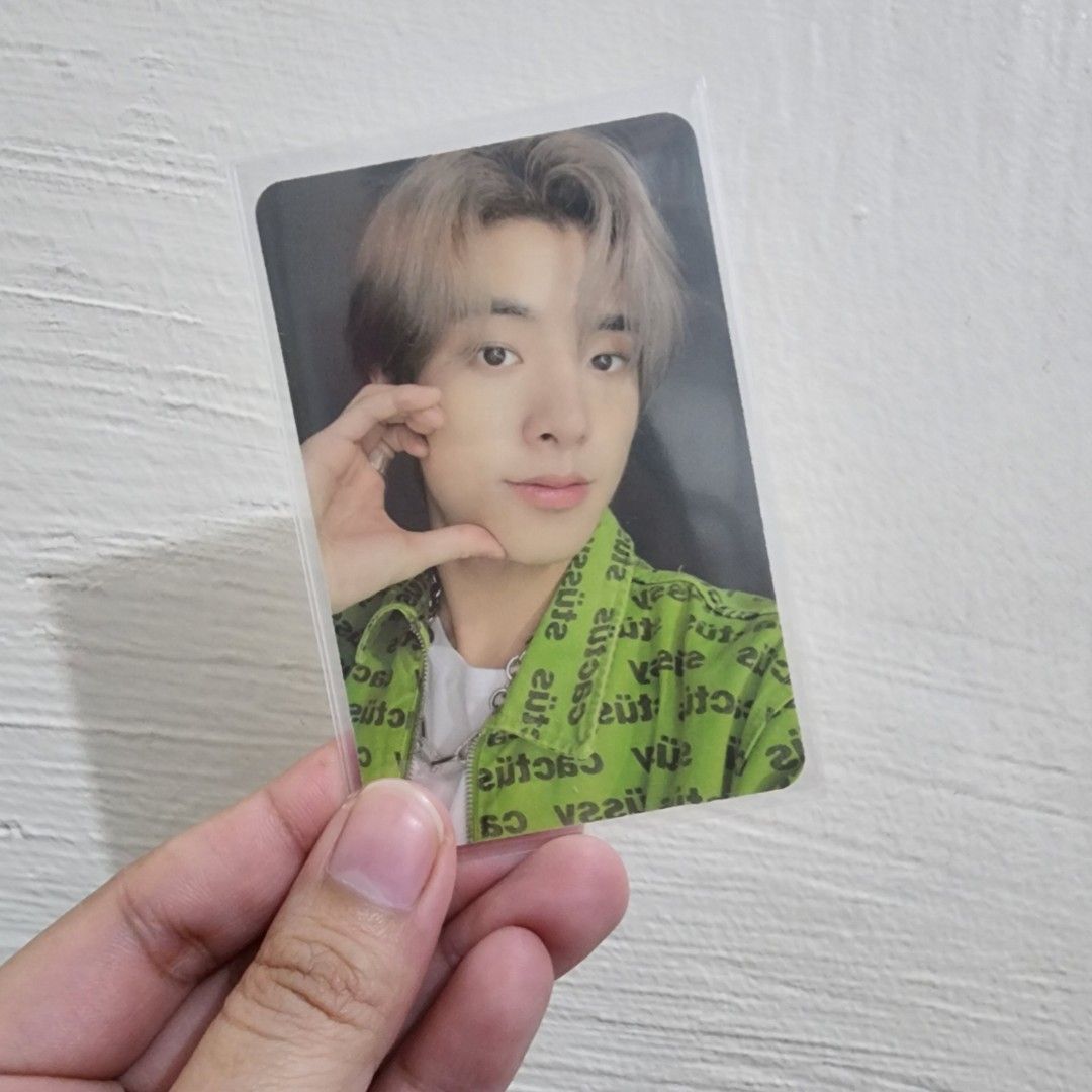 ENHYPEN JAKE MANIFESTO IN SEOUL PC, Hobbies & Toys, Memorabilia ...