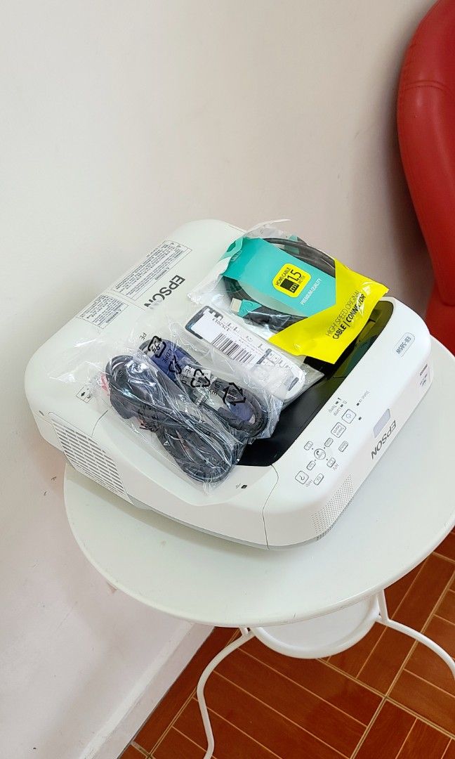 Epson EB-585W Ultra-Short Throw WXGA 3LCD Projector LUMENS 3300 ...