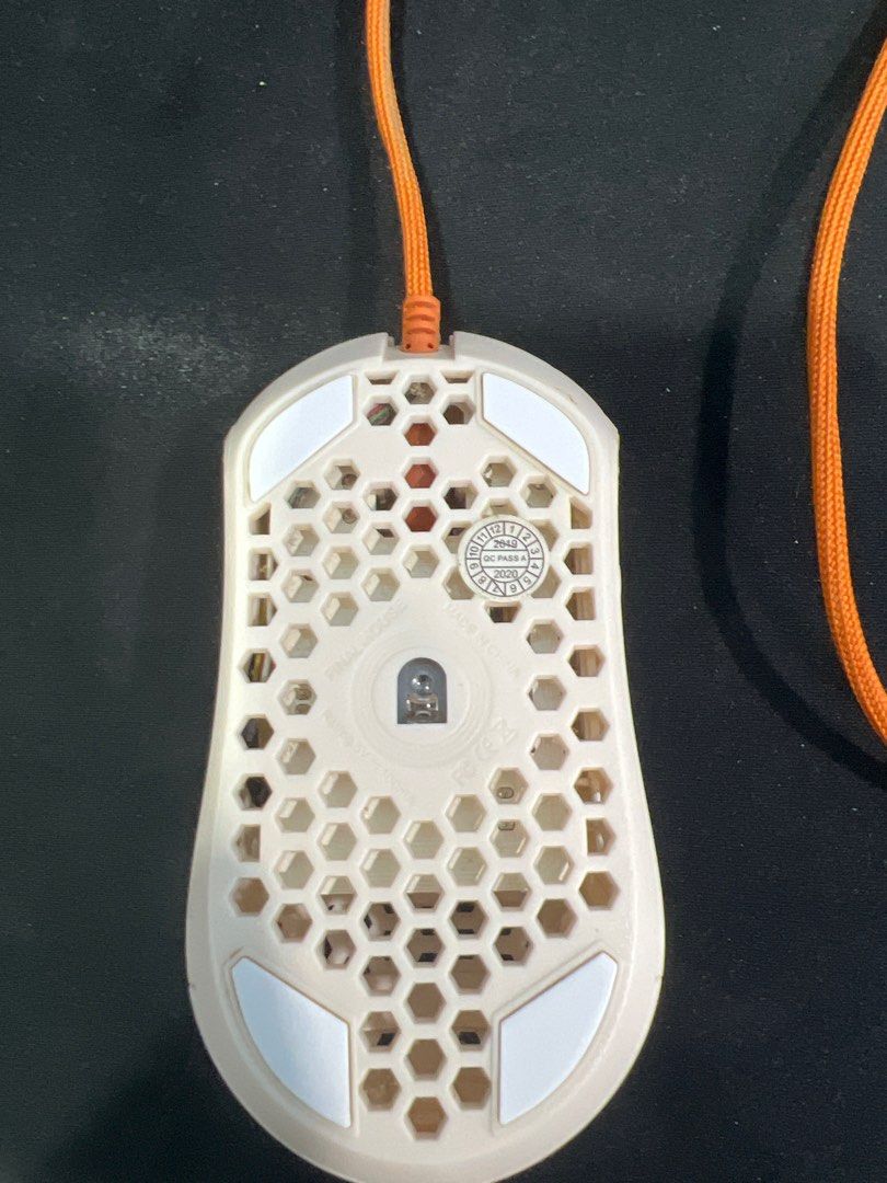 Final mouse ultra light 2 cape town, Computers & Tech, Parts ...