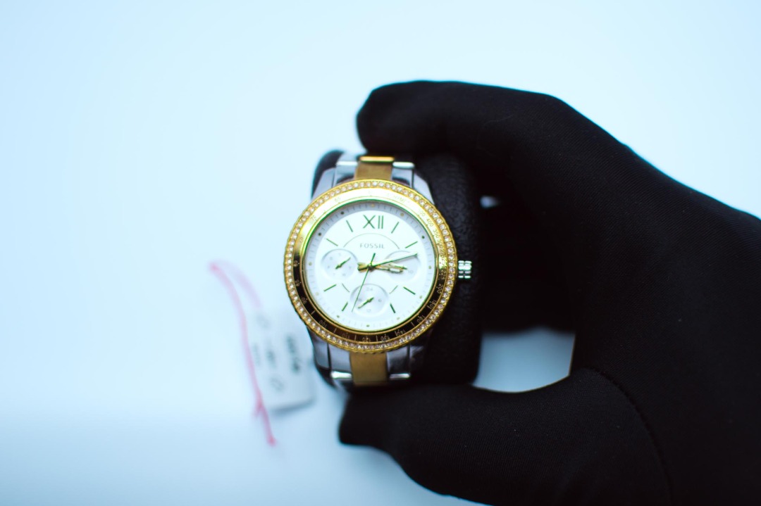 FOSSIL ES5107, Women's Fashion, Watches & Accessories, Watches on Carousell