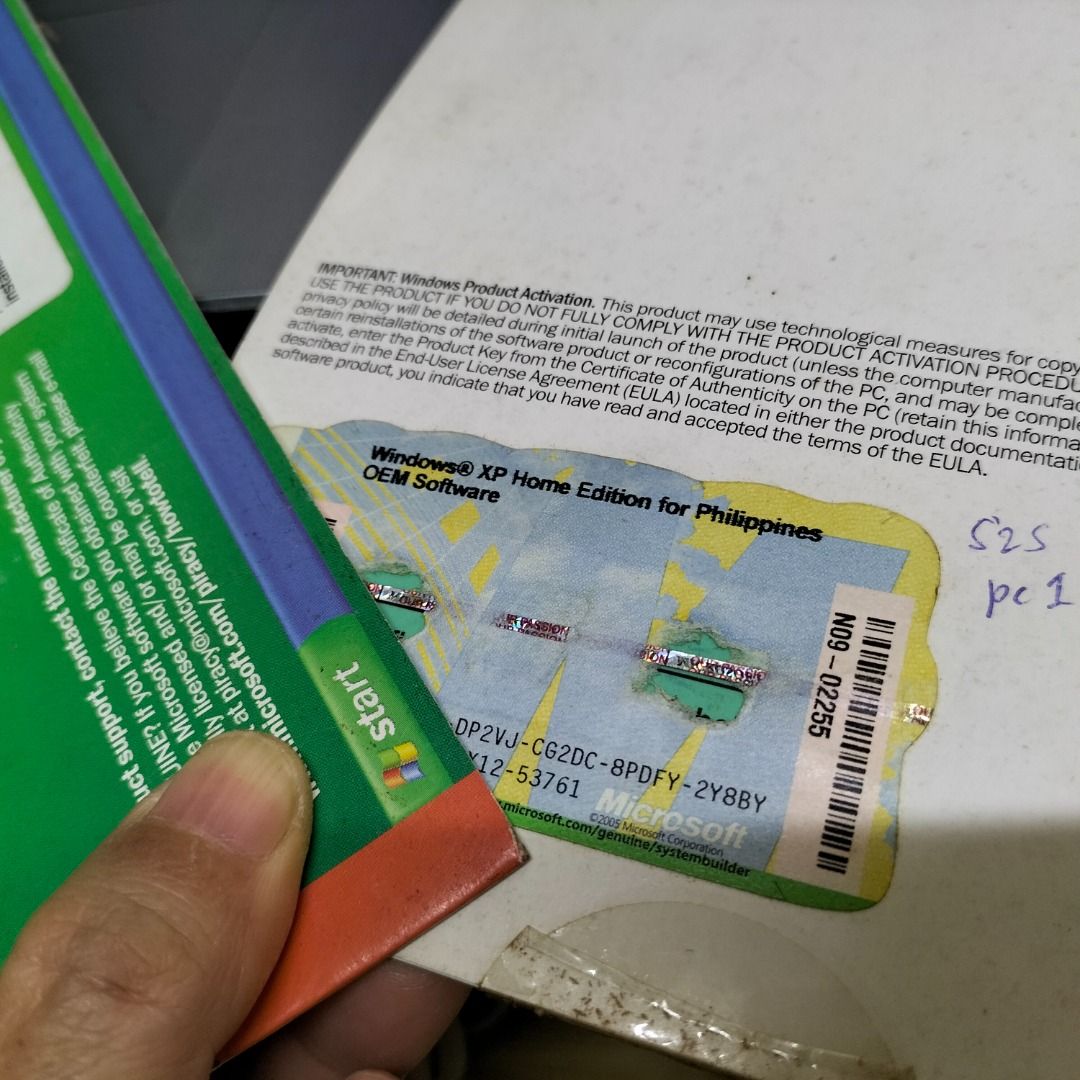 FREE Windows XP Home Edition license sticker, Hobbies & Toys ...