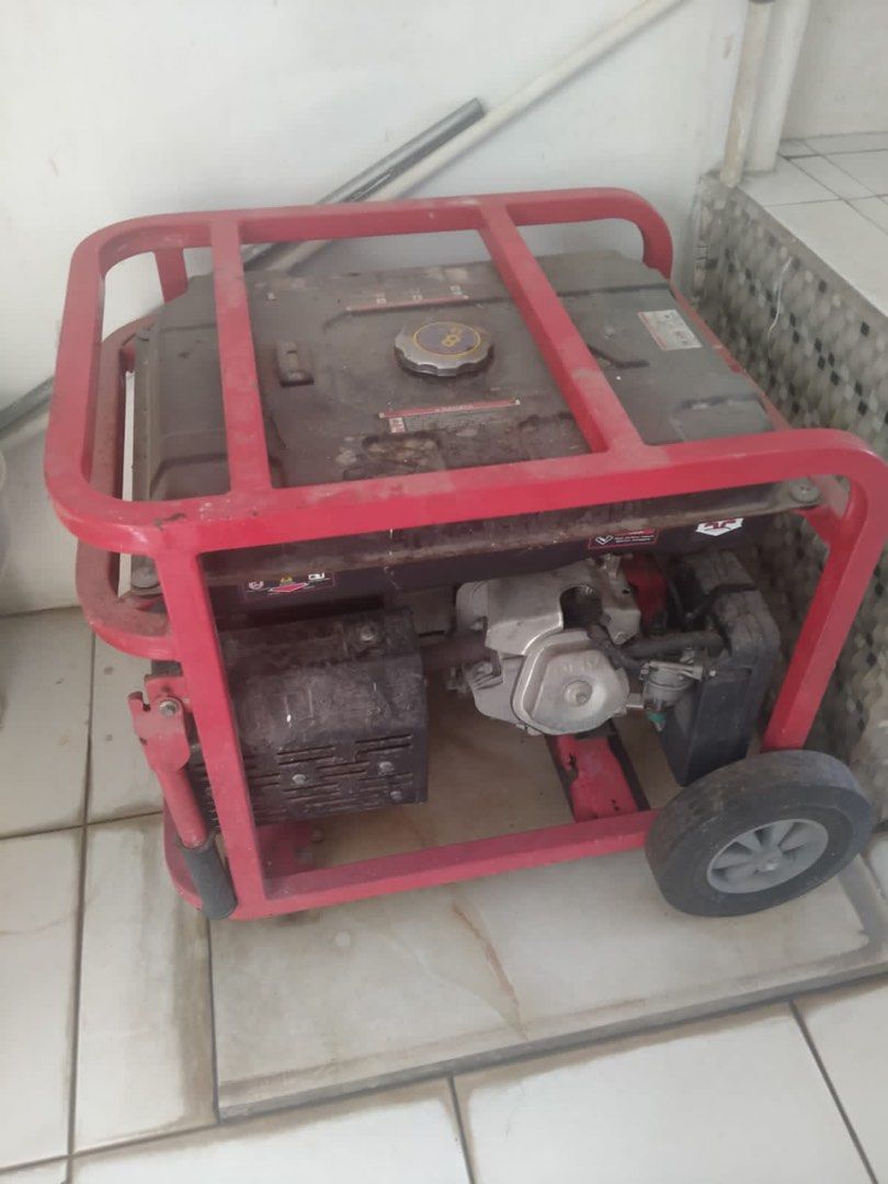 Genset Zehn Bekas 7000watt, Elektronik, Lainnya di Carousell Genset Zehn Bekas 7000watt, Elektronik, Lainnya di Carousell
