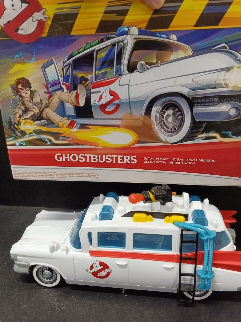 Hasbro Ghostbusters Ecto-1 Vehicle Car Playset Figure, Hobbies & Toys ...