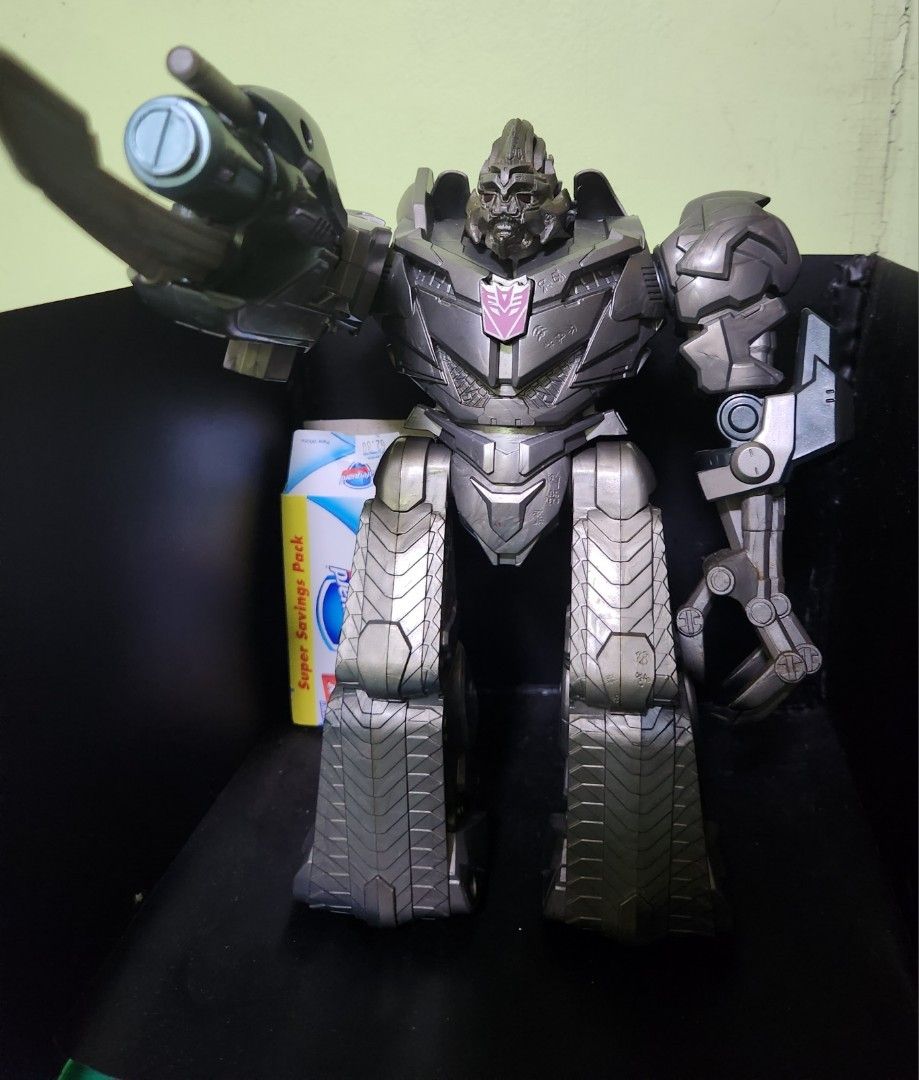 Hasbro Transformers Megatron XL Toy Figure, Hobbies & Toys, Toys ...