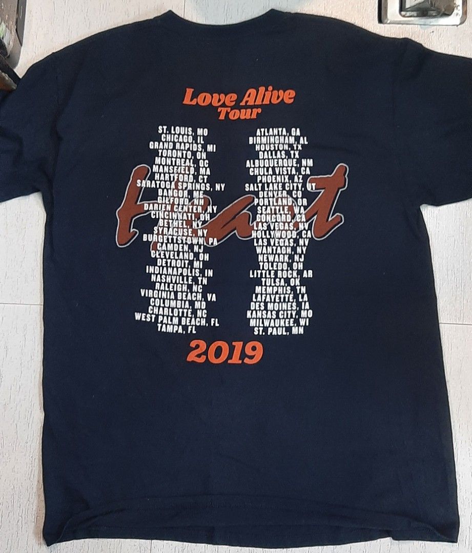 Heart Concert Shirt, Men's Fashion, Tops & Sets, Tshirts & Polo Shirts ...