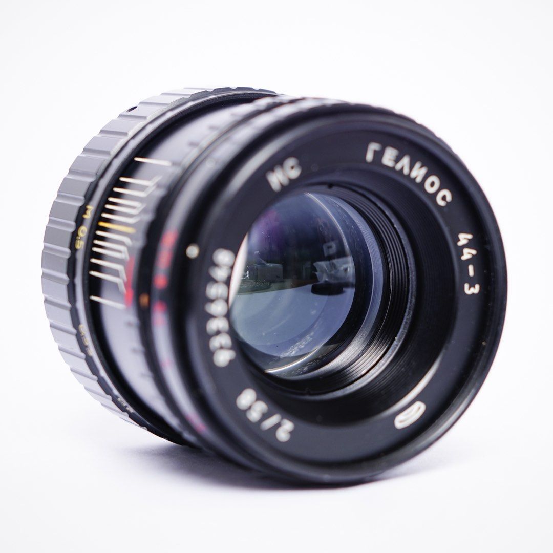 Helios 58mm F2 44-3 M42 mount lens, Photography, Lens & Kits on Carousell