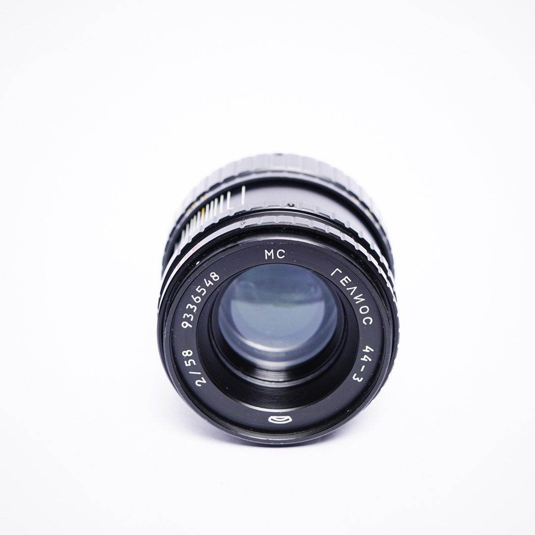 Helios 58mm F2 44-3 M42 mount lens, Photography, Lens & Kits on Carousell