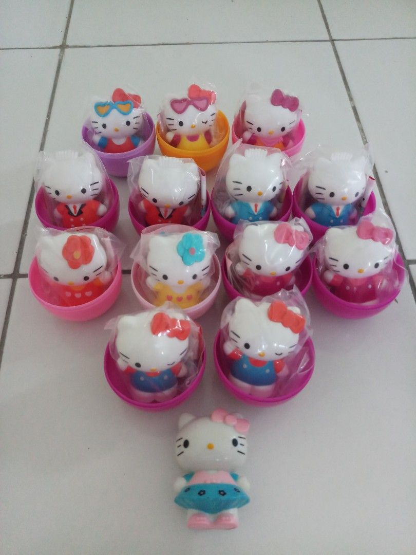 HELLO KITTY TELUR EGG SURPISE 15PCS BINB VVGC, Toys & Collectibles ...