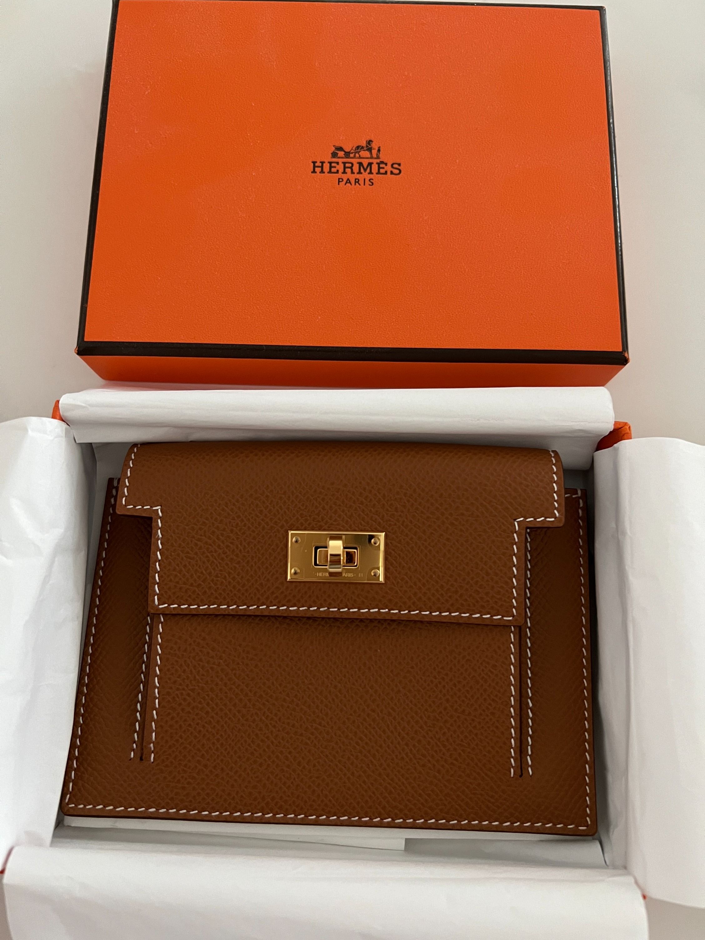 Hermes Kelly Pocket, Luxury, Bags & Wallets on Carousell