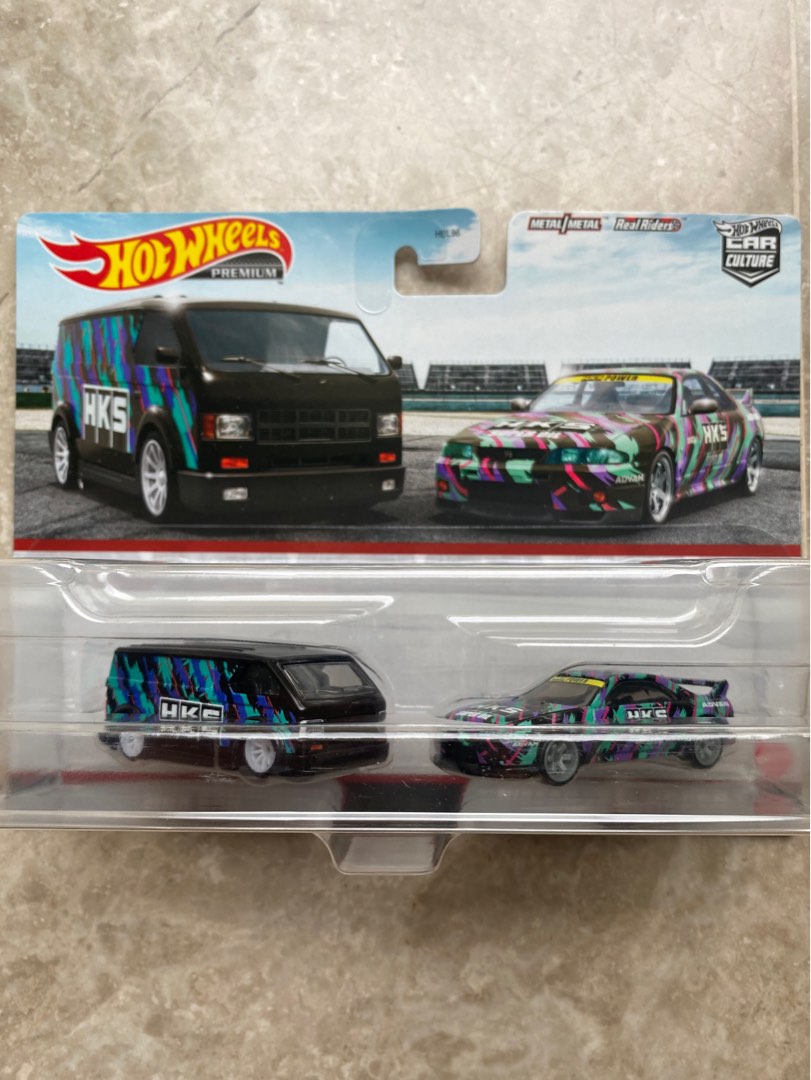 Hot Wheels Premium 2-Pack Nissan Skyline GT-R (BCNR33) and MBK Van ...