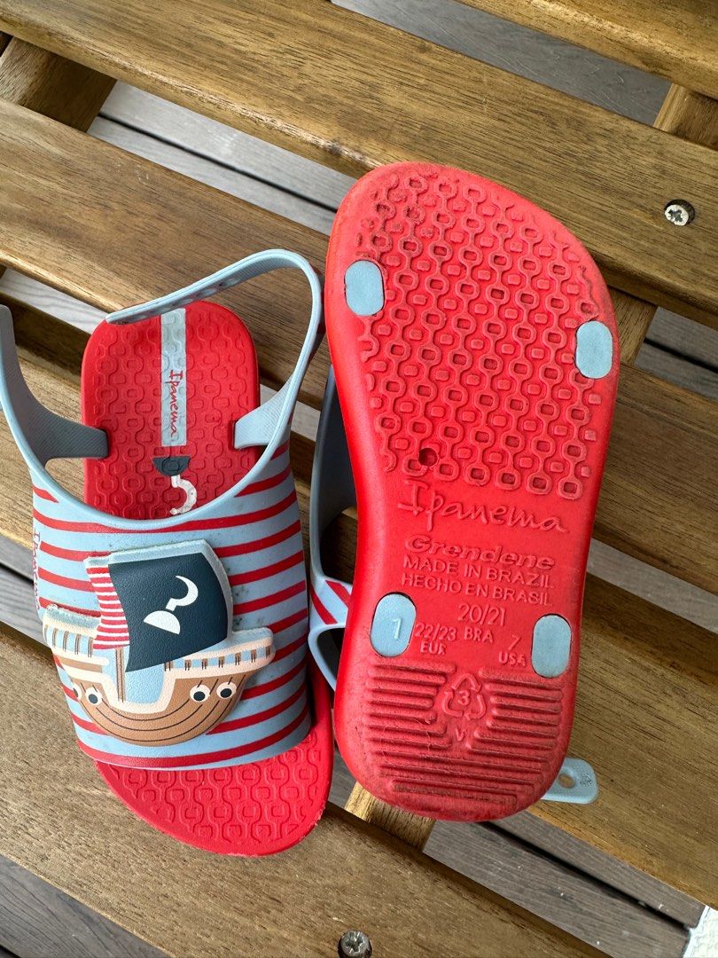 Ipanema kids pirate sandals, Babies & Kids, Babies & Kids Fashion on ...