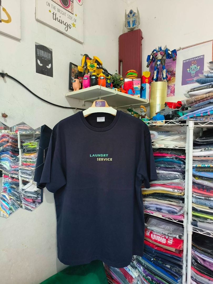 Kaos Zio Zia Biru Dongker Laundry Service, Fesyen Pria, Pakaian ...